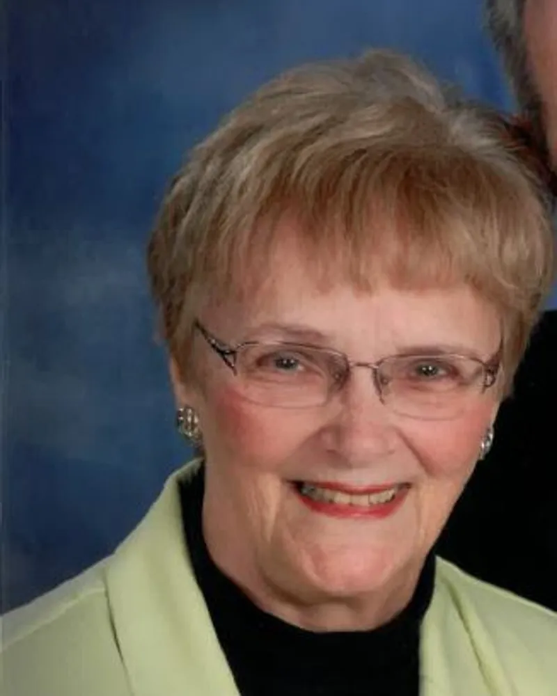 Nancy Garrett Obituary | Fluehr