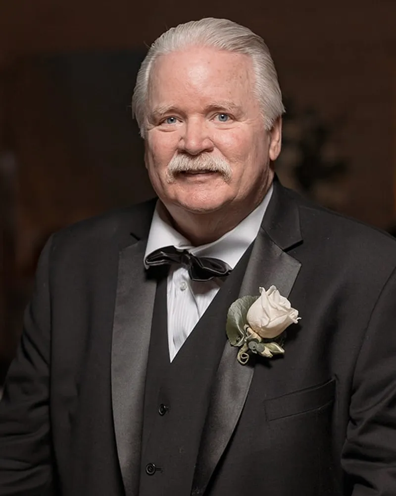 Kevin Farrell Obituary | Fluehr