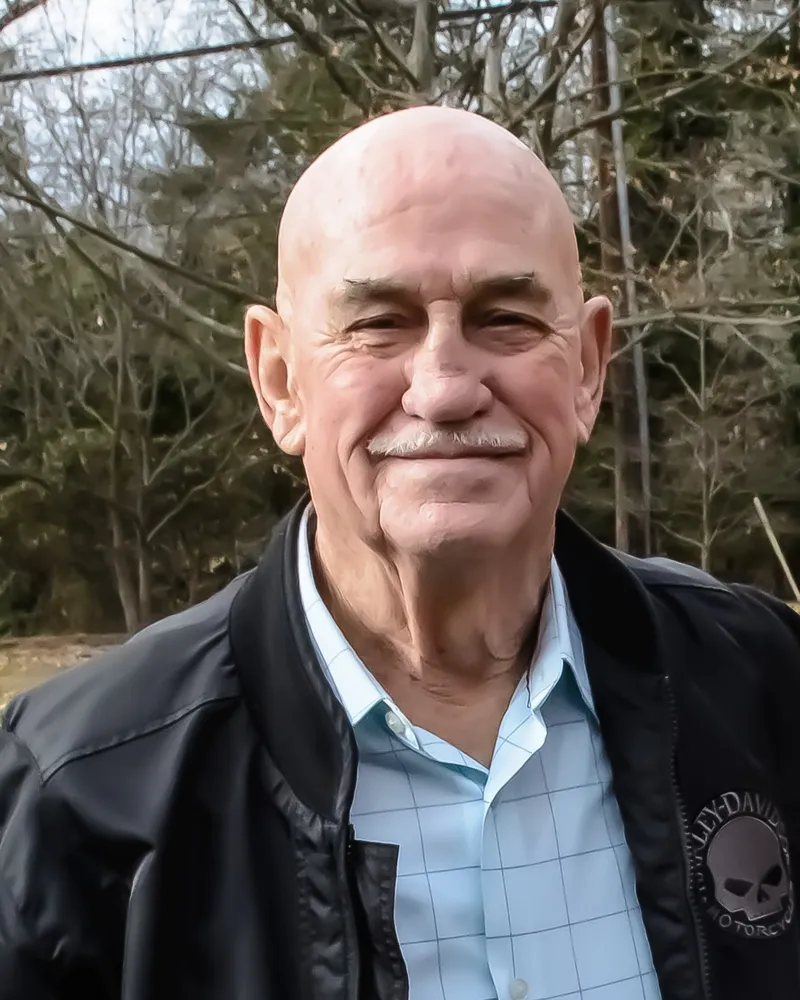 Charles Hahn Obituary | Fluehr